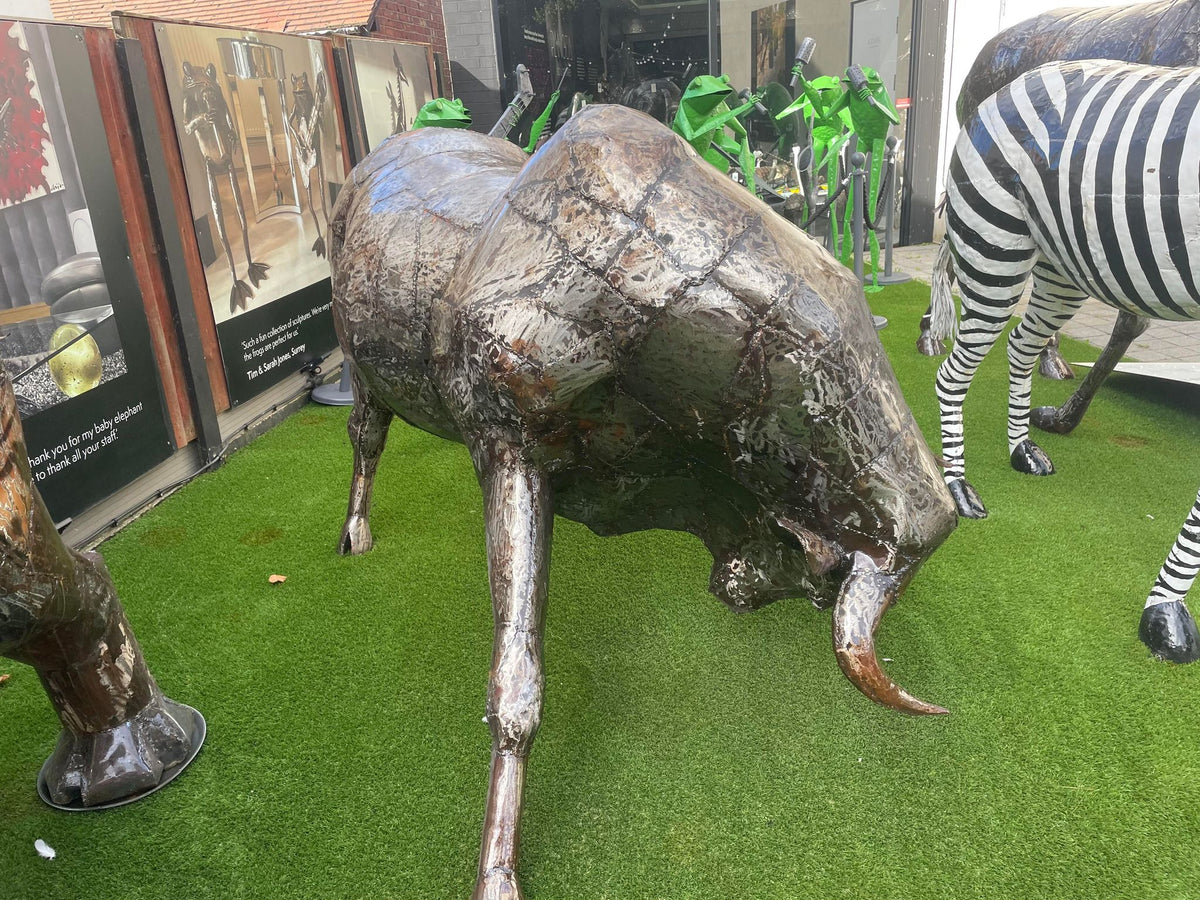 Life Size Metal Bull – Backyard Bliss